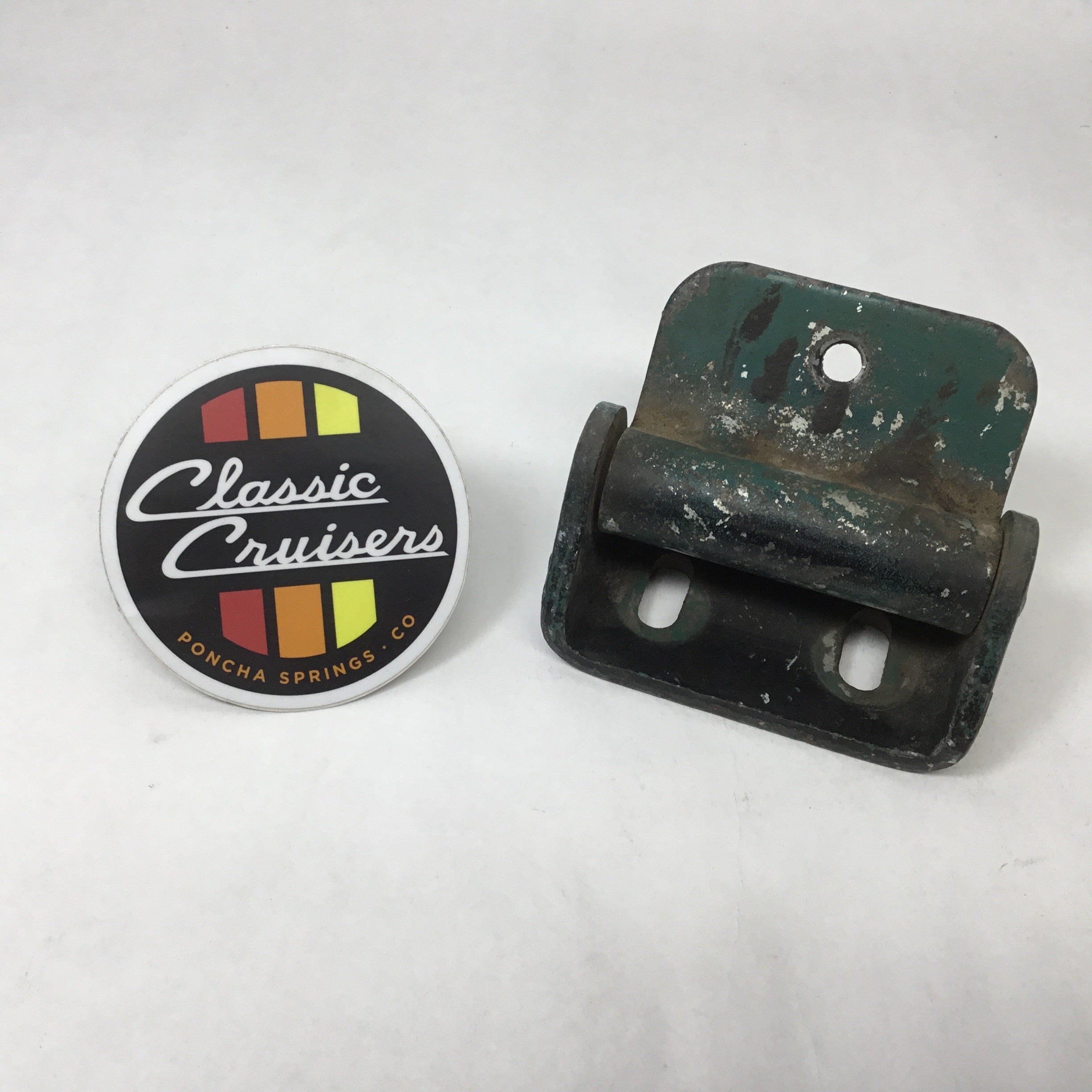 FJ40 Bib Hinge (Used OEM) Toyota Land Cruiser – Classic Cruisers