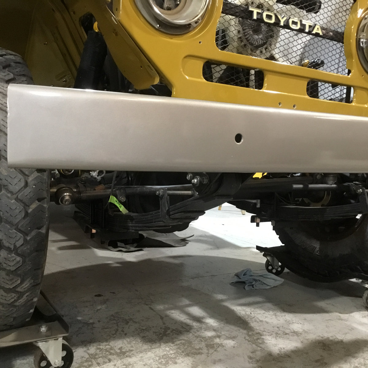 FJ40/FJ43/FJ45 Bumper (New OEM) Toyota Land Cruiser – Classic Cruisers